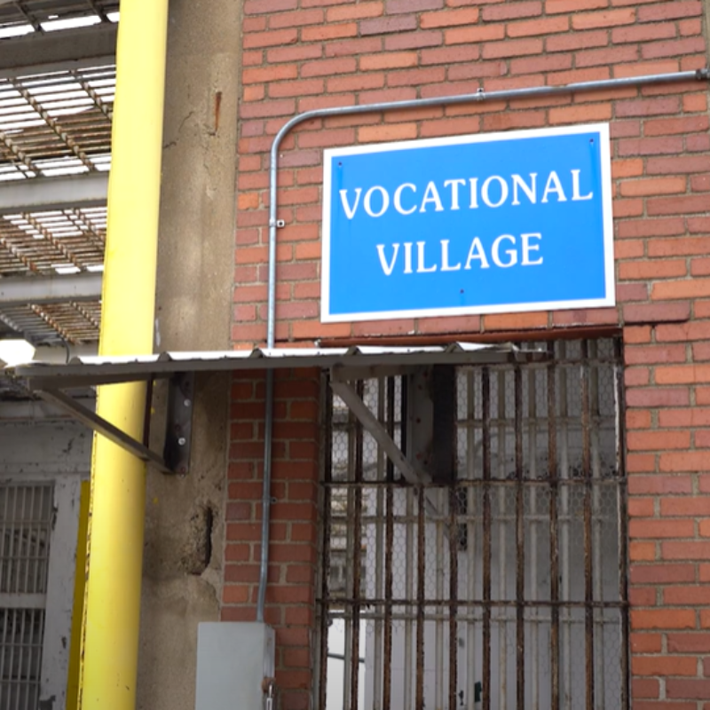 AI-powered virtual job interview tool promotes Smart Decarceration ...